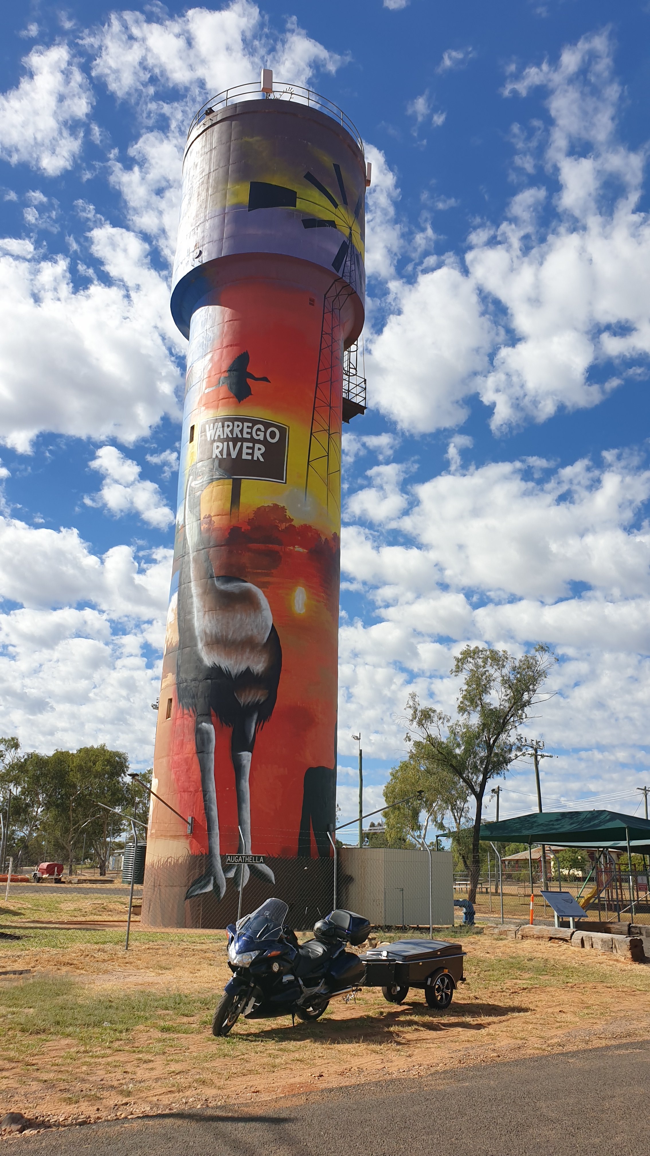 Going to Smiley town | Zed14